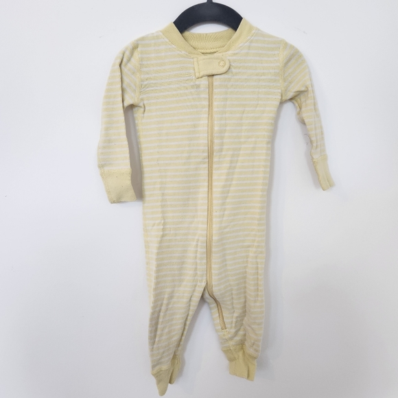 Hanna Andersson | One Pieces | Hanna Andersson Moon And Back Striped Zip Sleeper Yellow Size ...
